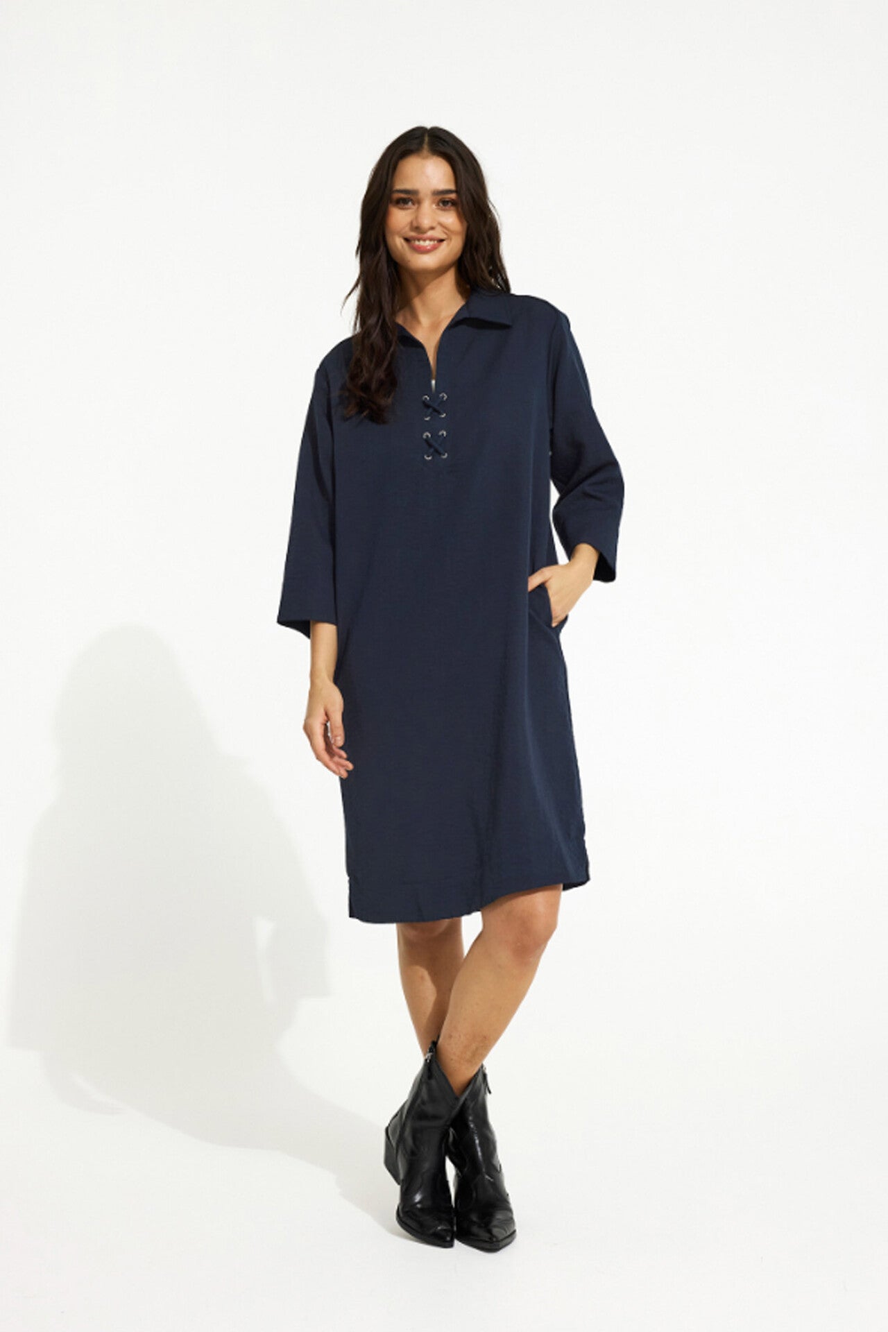 Bea dress Navy – BUSTEDWOMAN